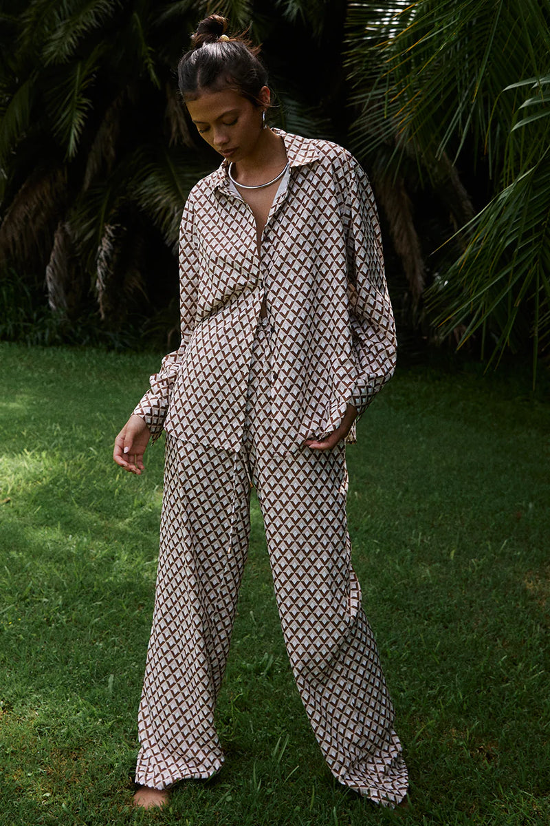 Milani Shirt Chocolate Geo